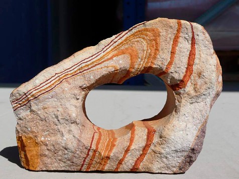 Petralux, la piedra que brilla en la oscuridad - Arisac